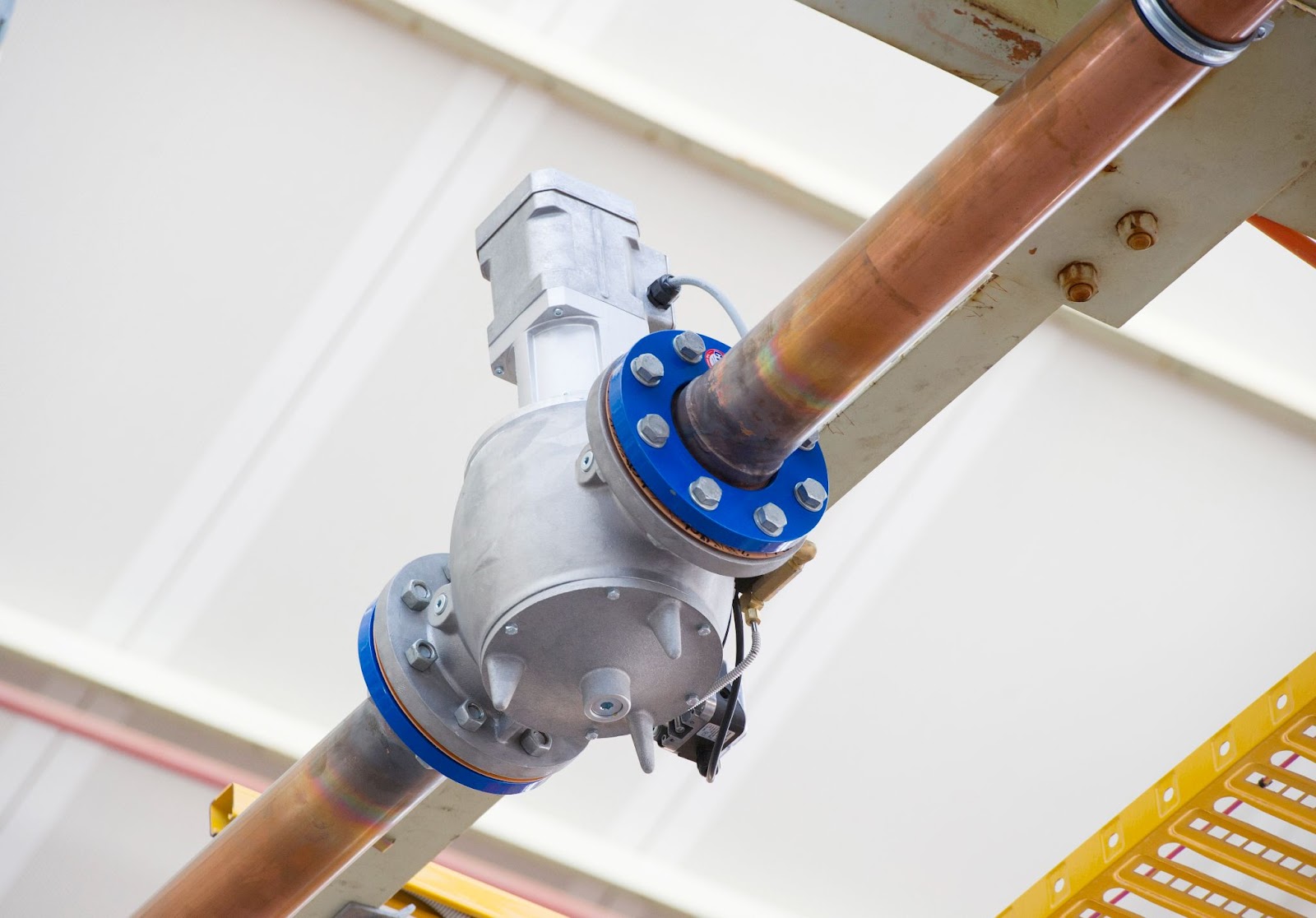 Floating Ball Valve: Key Features, Types, and Benefits - QRC Valves